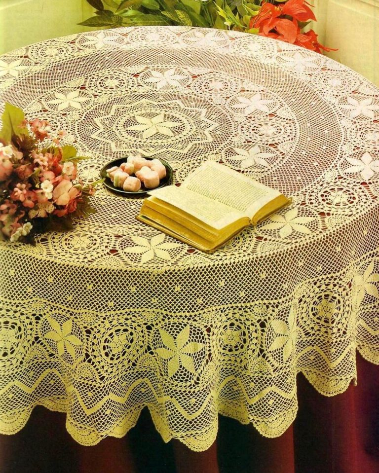 Tablecloth Crochet Patterns ⋆ Crochet Kingdom